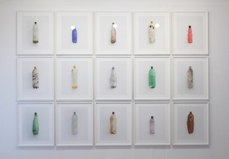 Môr Plastig, Bottle Grid x 15, Mike Perry, 2012. Photo: Sam Garwood « a ...